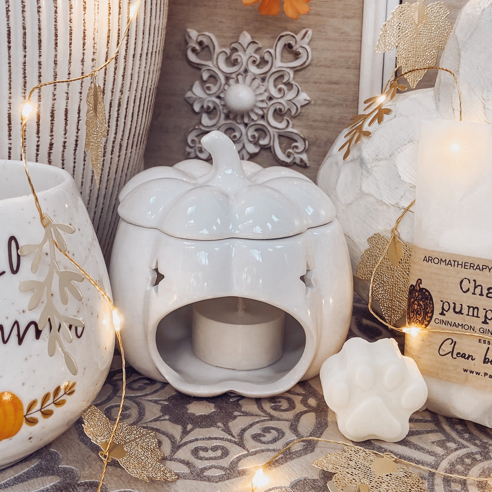 White Pumpkin Wax Melt Burner – Paws Right There